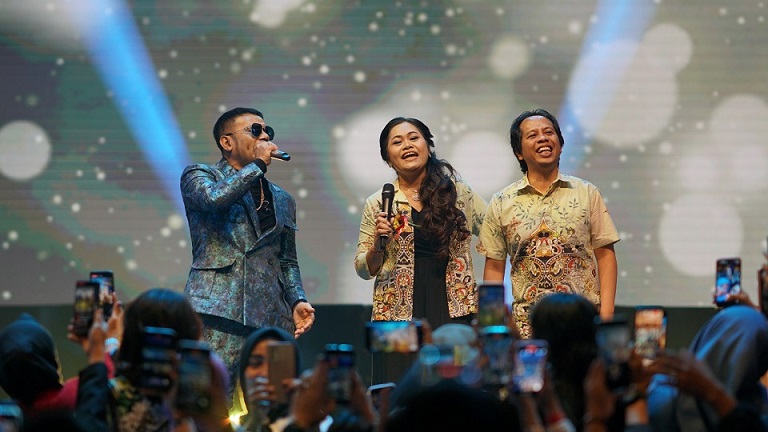 Puncak HUT Ke-6 Varash Dimeriahkan Judika, Putu Eka Suryawan Ingatkan ...